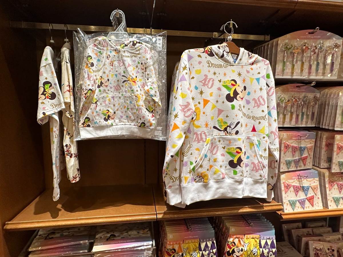 A Look at Some Current Tokyo Disney Resort Merchandise Offerings ...