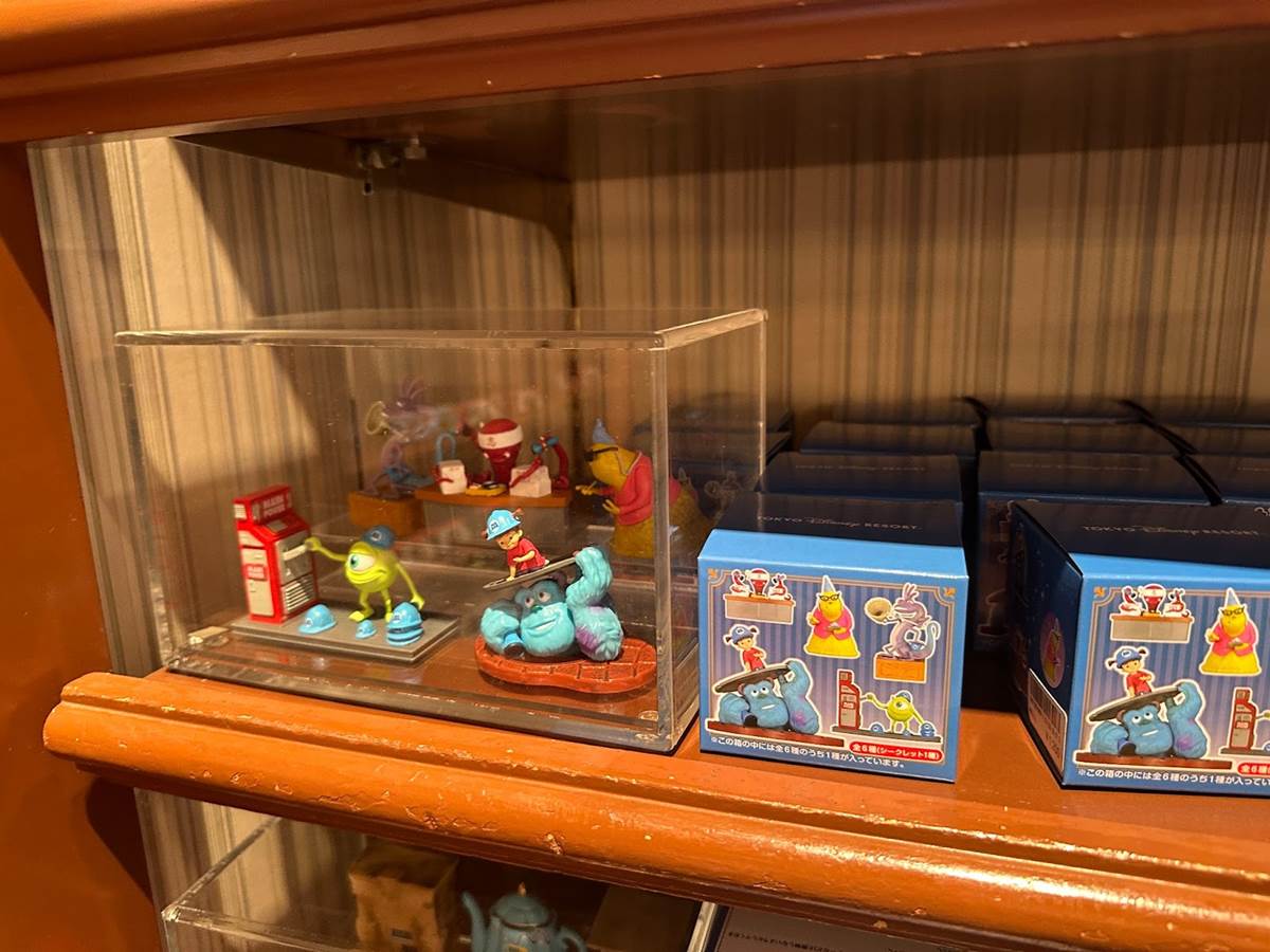 A Look at Some Current Tokyo Disney Resort Merchandise Offerings ...