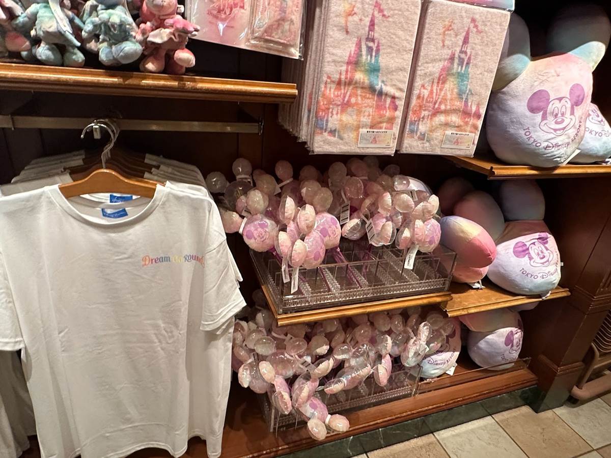 A Look at Some Current Tokyo Disney Resort Merchandise Offerings ...