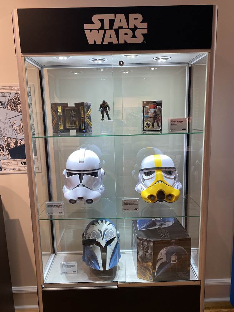 Photos: Checking Out The VAULT: A Hasbro Pulse Store at San Diego Comic ...