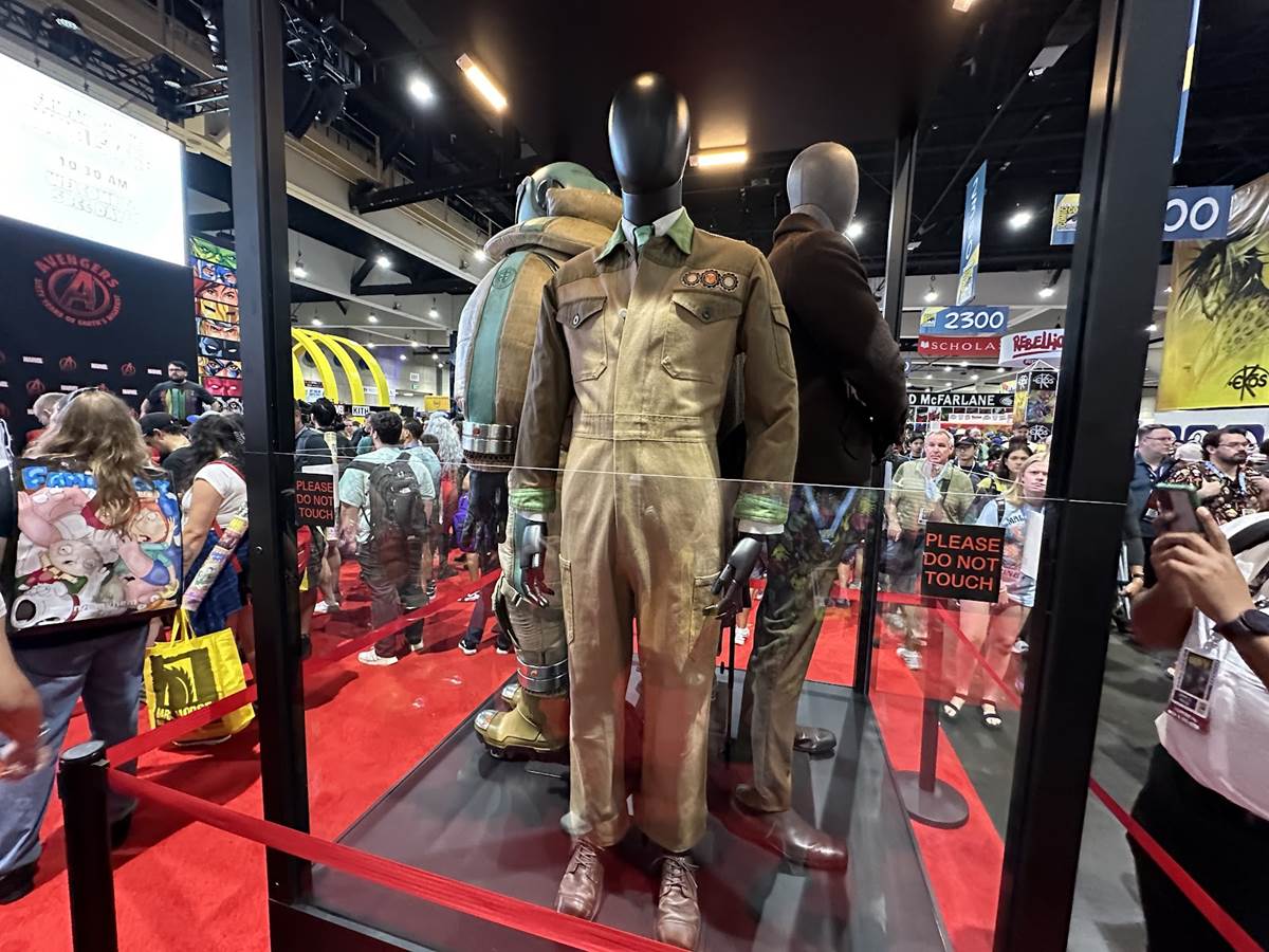 Photos: Costumes From Marvel's "Loki" Season Two On Display at SDCC ...