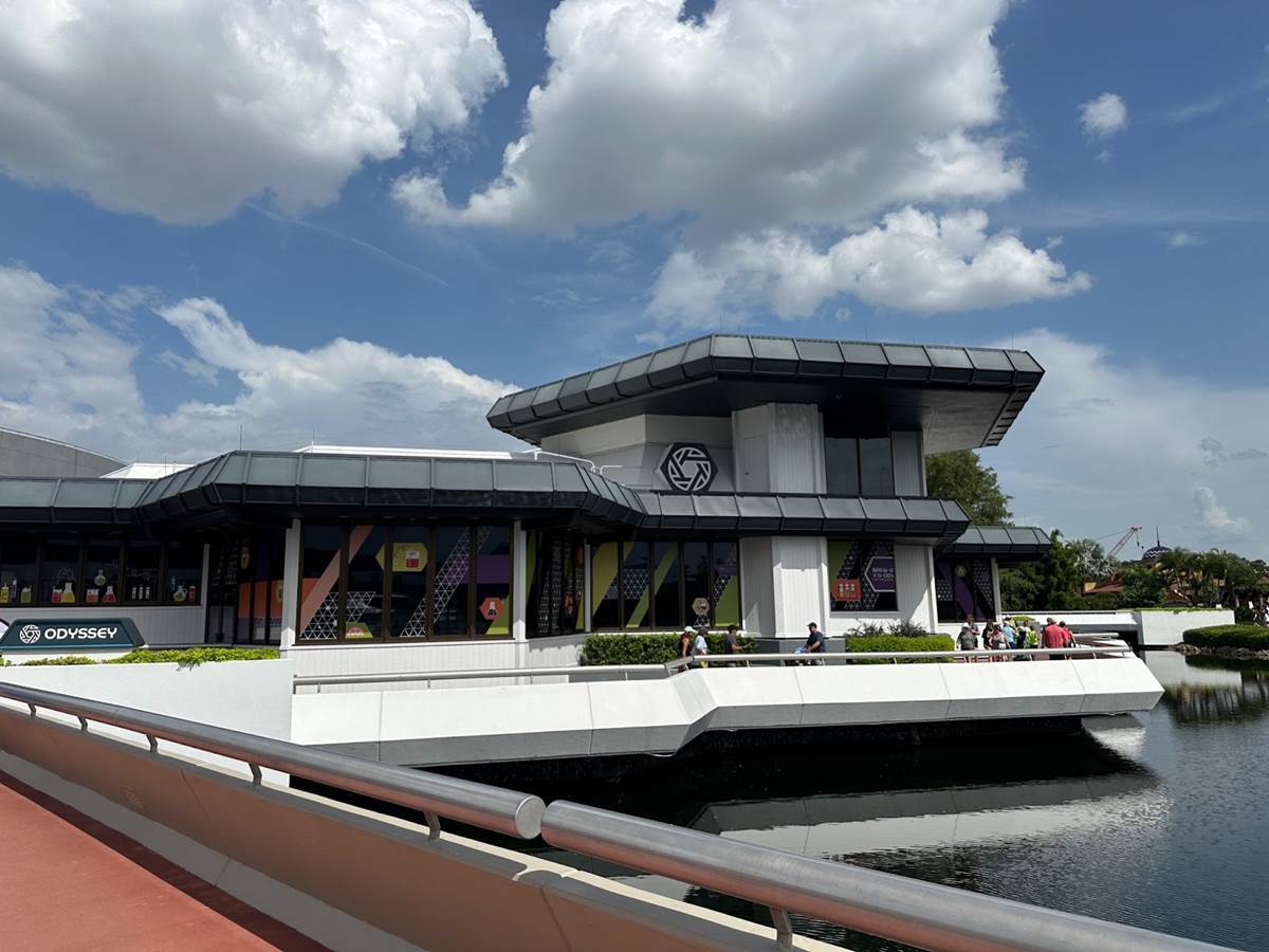 Photos / Video: Tour the Muppetational Brew-Wing Lab at the EPCOT ...