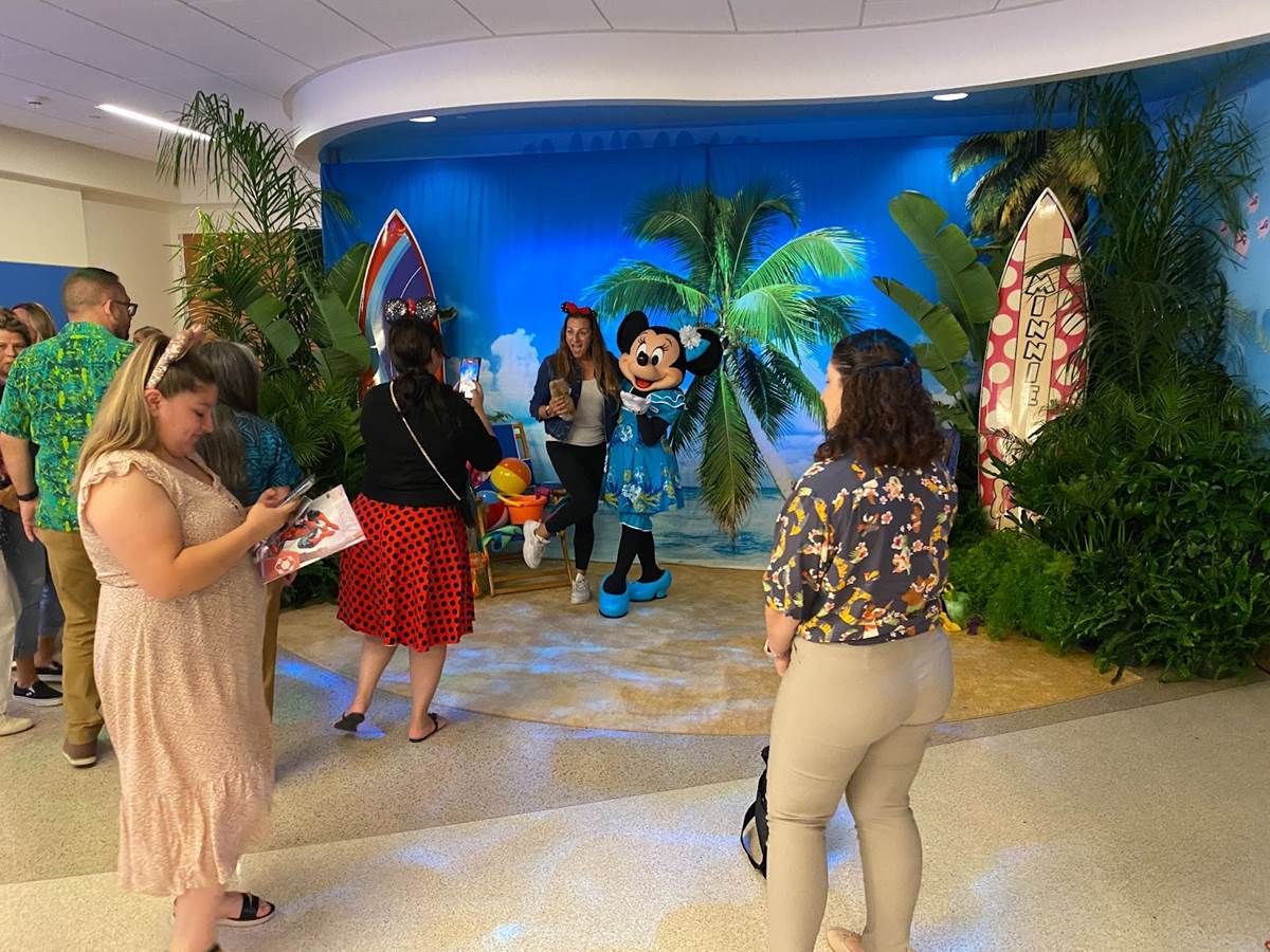 Video / Photos: CHOC Foundation Hosts Minnie Walk 2023 Ahead of Annual ...