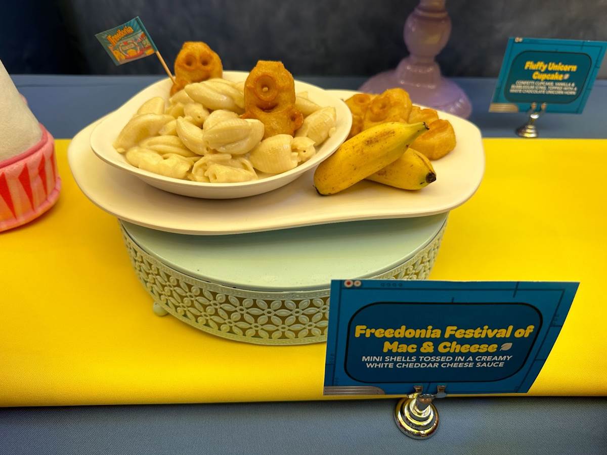 Photos: Get a Look at the Tasty Treats of Minion Land at Universal ...