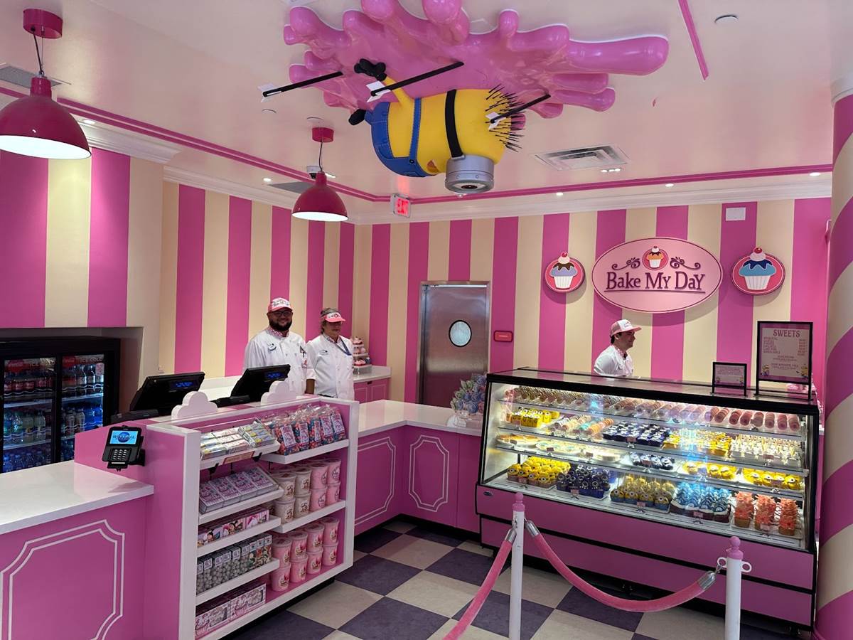 Photos: Get a Look at the Tasty Treats of Minion Land at Universal ...