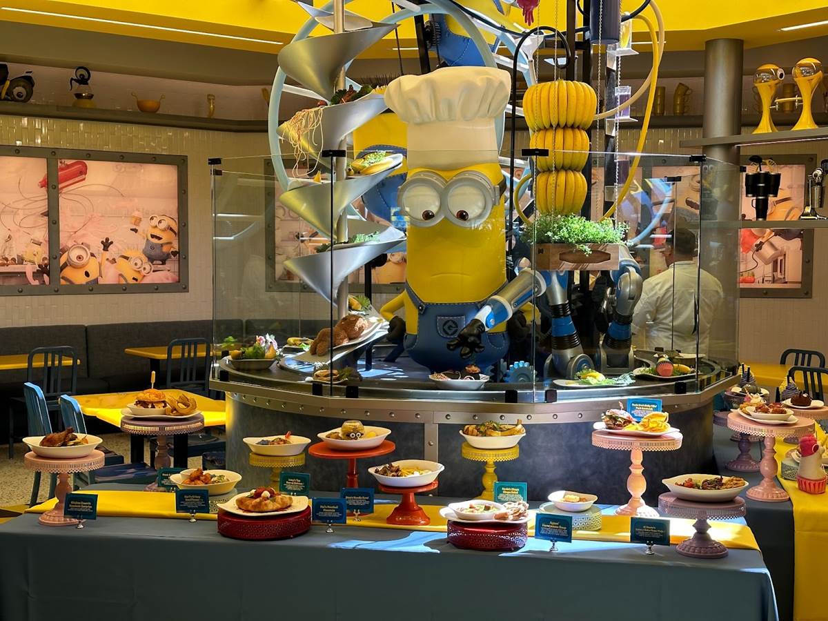 Photos: Get a Look at the Tasty Treats of Minion Land at Universal ...