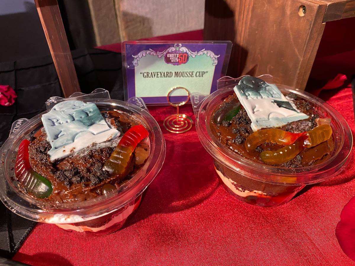 Photos: Knott's Scary Farm 2023 Offers Spooktacular Food and ...