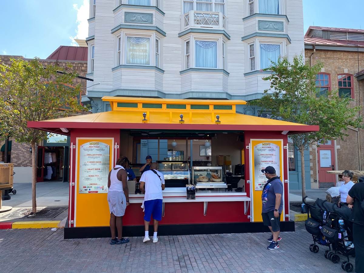 Photos: New Cable Car Inspired Food Stand Pulls into the San Francisco ...