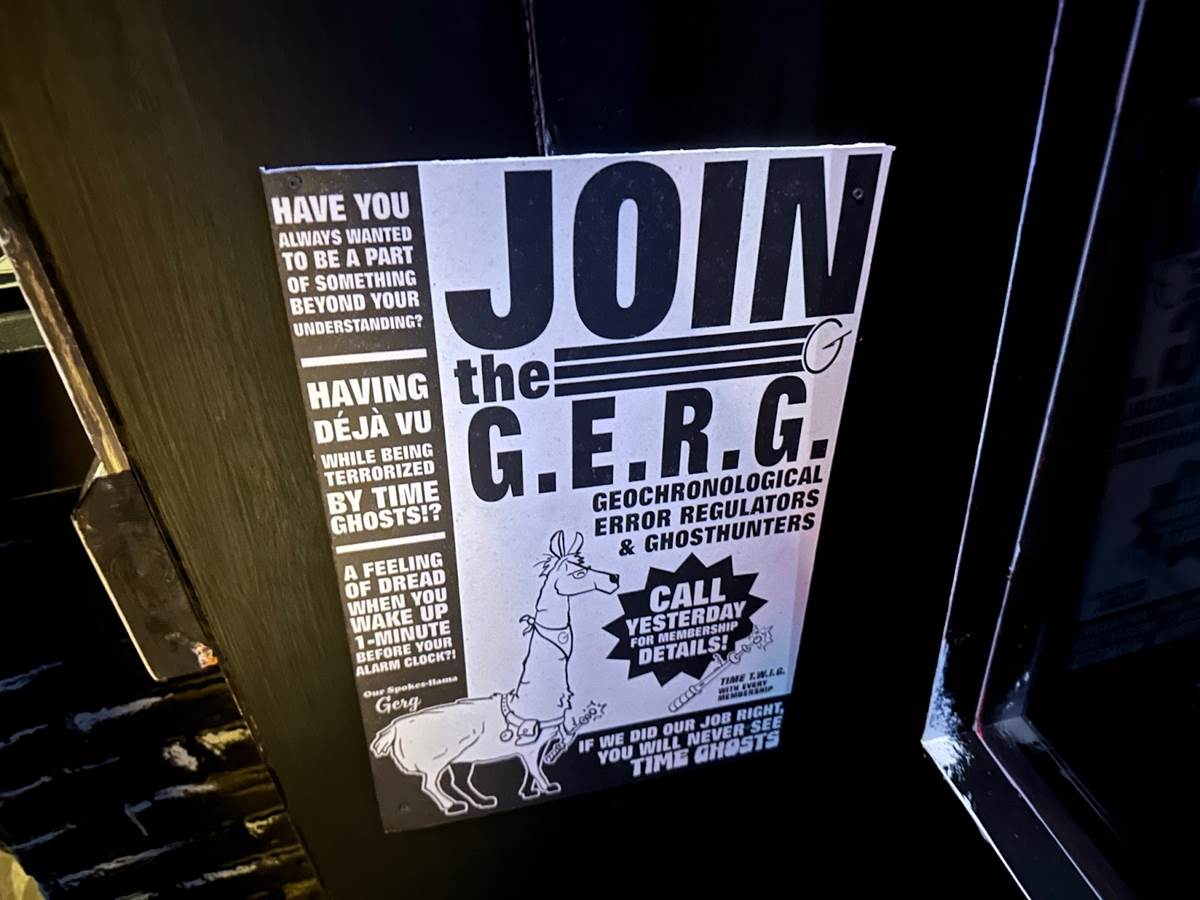 Photos: "Tribute to Terror" Halloween Horror Nights Tribute Store Opens ...