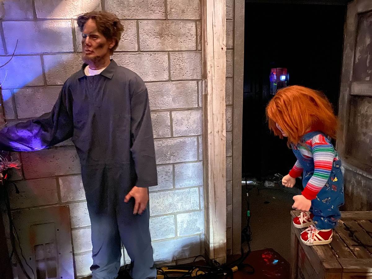 Halloween Chucky Maze