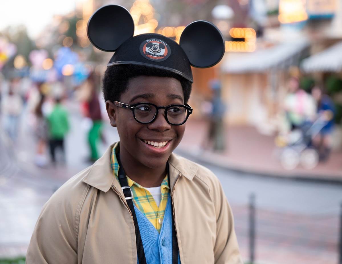 Disneyland Hosts Season 2 Finale of "The Wonder Years" Premiere Event ...