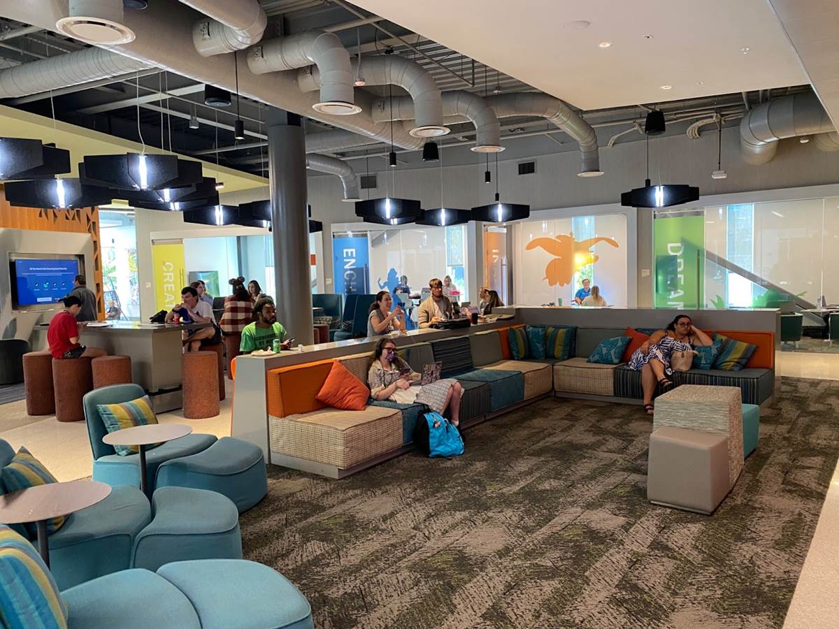 A Legacy Alum Checks Out The New Disney College Program Housing at ...