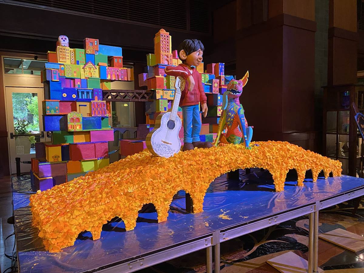 Photos: "Coco" Chocolate Sculpture Arrives at Disney's Grand ...