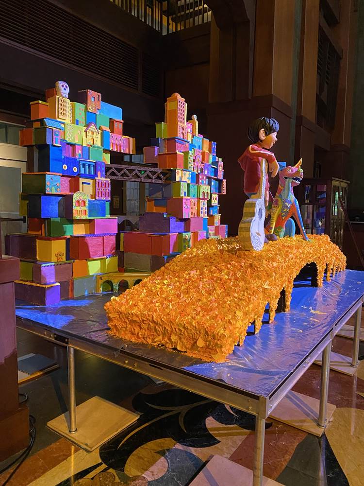 Photos: "Coco" Chocolate Sculpture Arrives at Disney's Grand ...