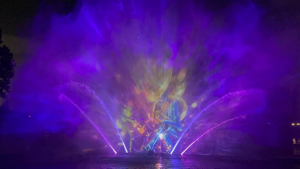 Photos / Video: New Nighttime Projection Show “The Heartbeat of New ...