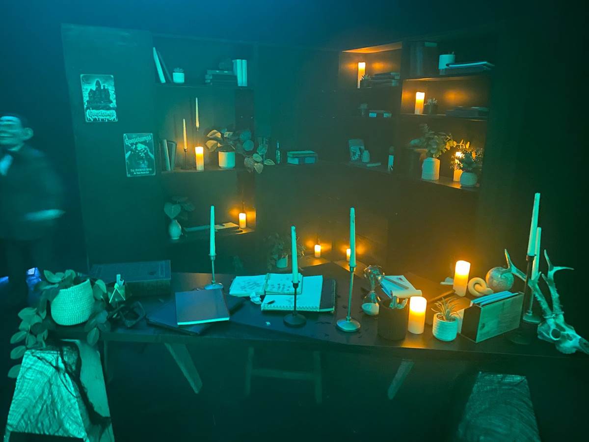 Photos: Huluween "Now Screaming" Event Hosts Pop-Up Haunted Maze ...