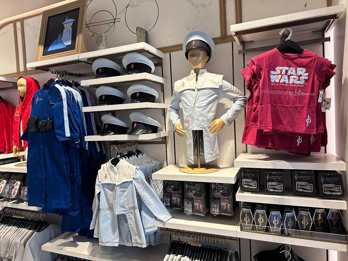 Photos - Star Wars: Galactic Starcruiser Merchandise Now Available in ...