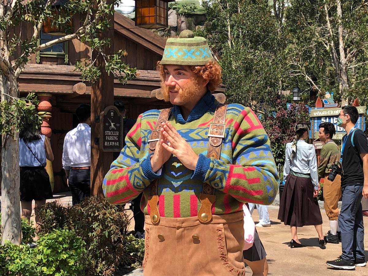 Photos / Video: Complete Tour of World of Frozen at Hong Kong ...