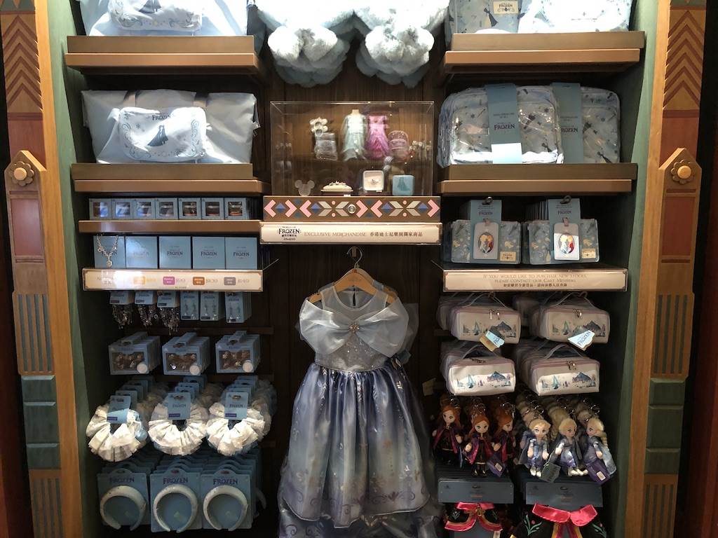 Review: Exploring the World of Frozen at Hong Kong Disneyland