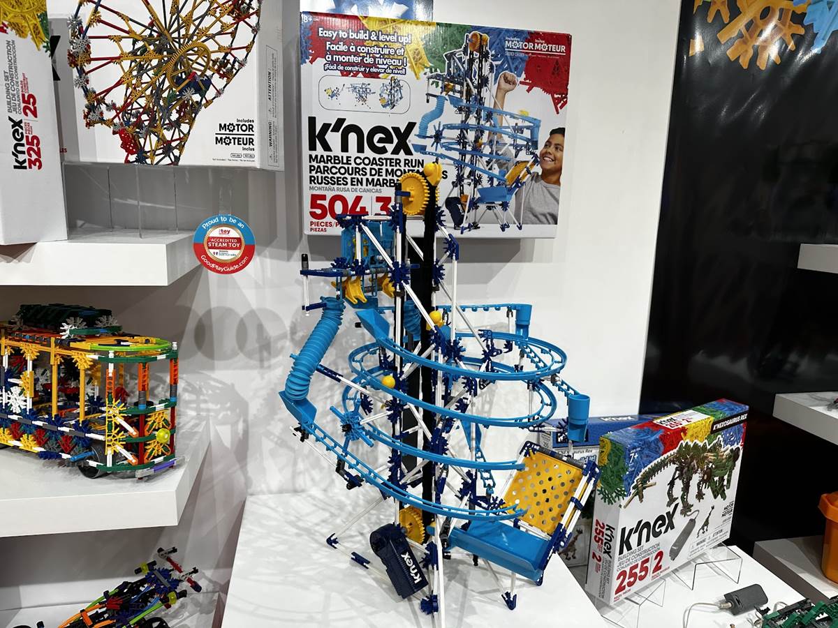 Toy Fair 2023: Basic Fun! Taps Into Nostalgia with Disney Lite-Brite ...