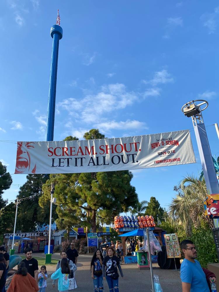 Videos / Photos: Howl-O-Scream Returns to SeaWorld San Diego with ...