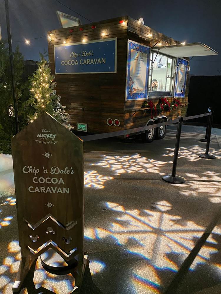 Photos: Mickey & Friends Holiday Village Pop-Up Shopping Experience ...