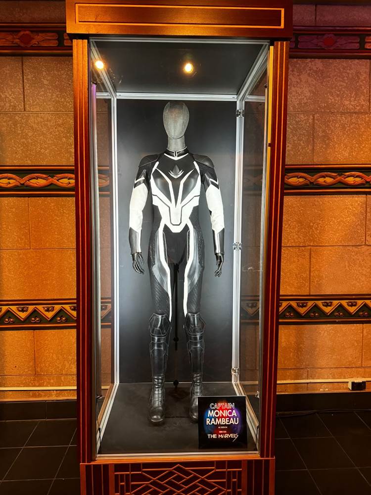 Photos: "The Marvels" Opening Night Fan Event at Disney's El Capitan ...