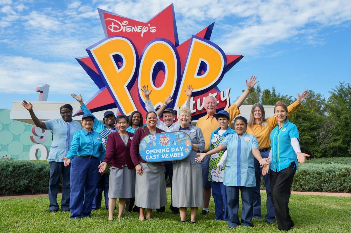 Cast Members Celebrate the 20th Anniversary of Disney’s Pop Century ...