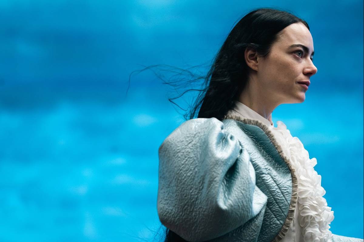 Film Review: "Poor Things" is an Artistic Twist on the "Frankenstein ...