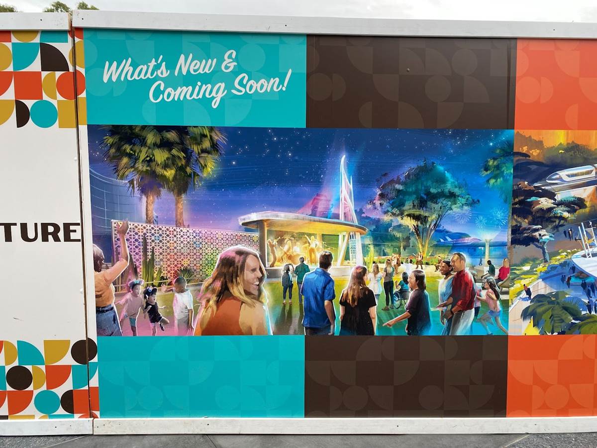 Photos: Construction Walls Look at the Past and Future of Downtown ...