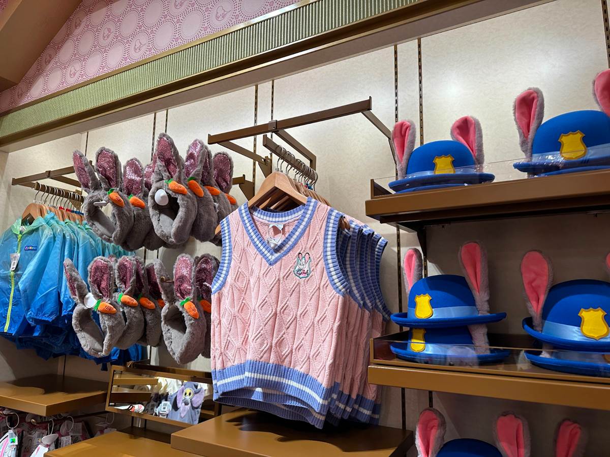 Photos: Exclusive Zootopia Merchandise Available in the New Land at ...