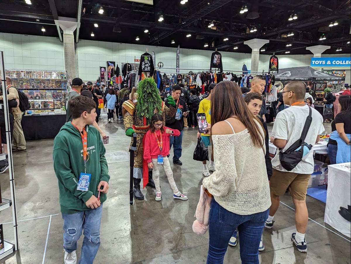 Photos: L.A. Comic Con Returns to Downtown Los Angeles for More Cosplay ...