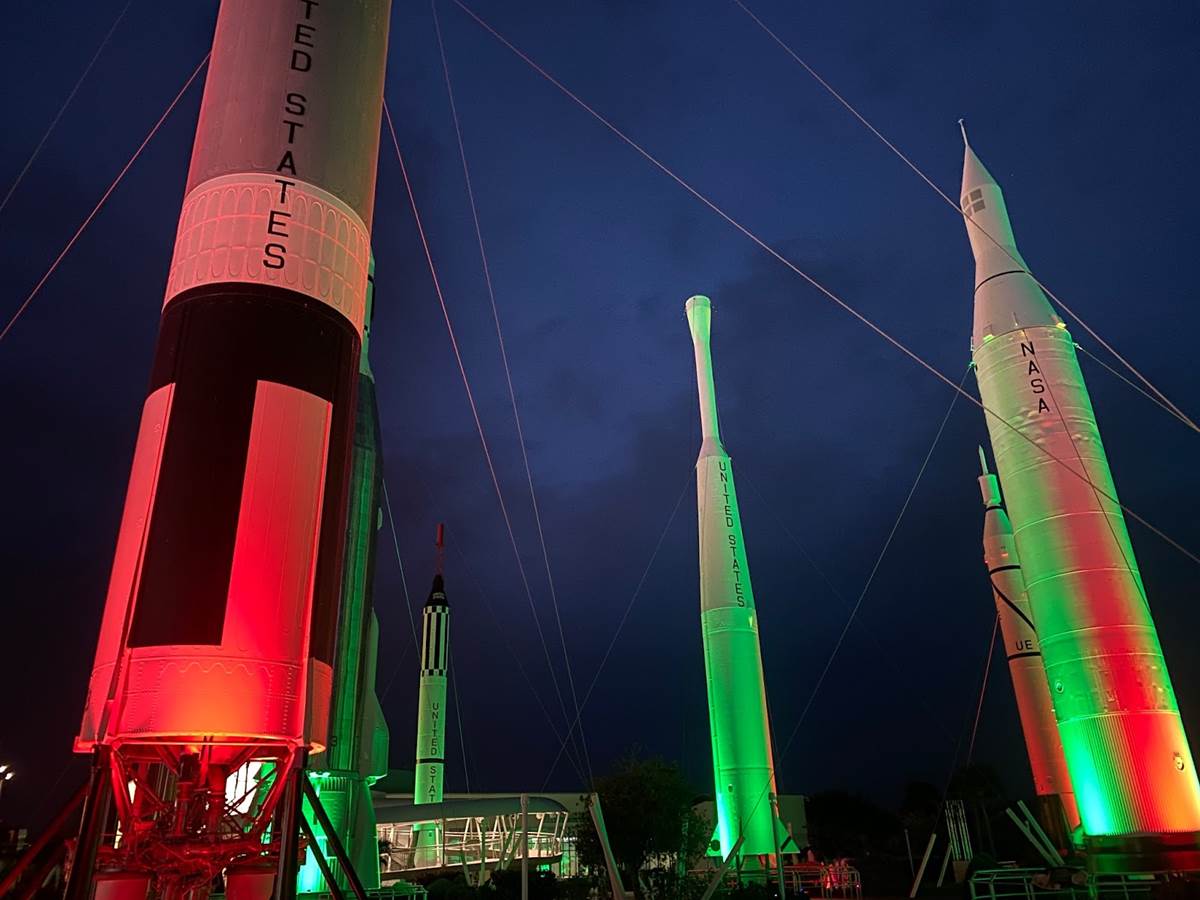 Photos / Video: “Holidays in Space” Blasts Off at the Kennedy Space ...
