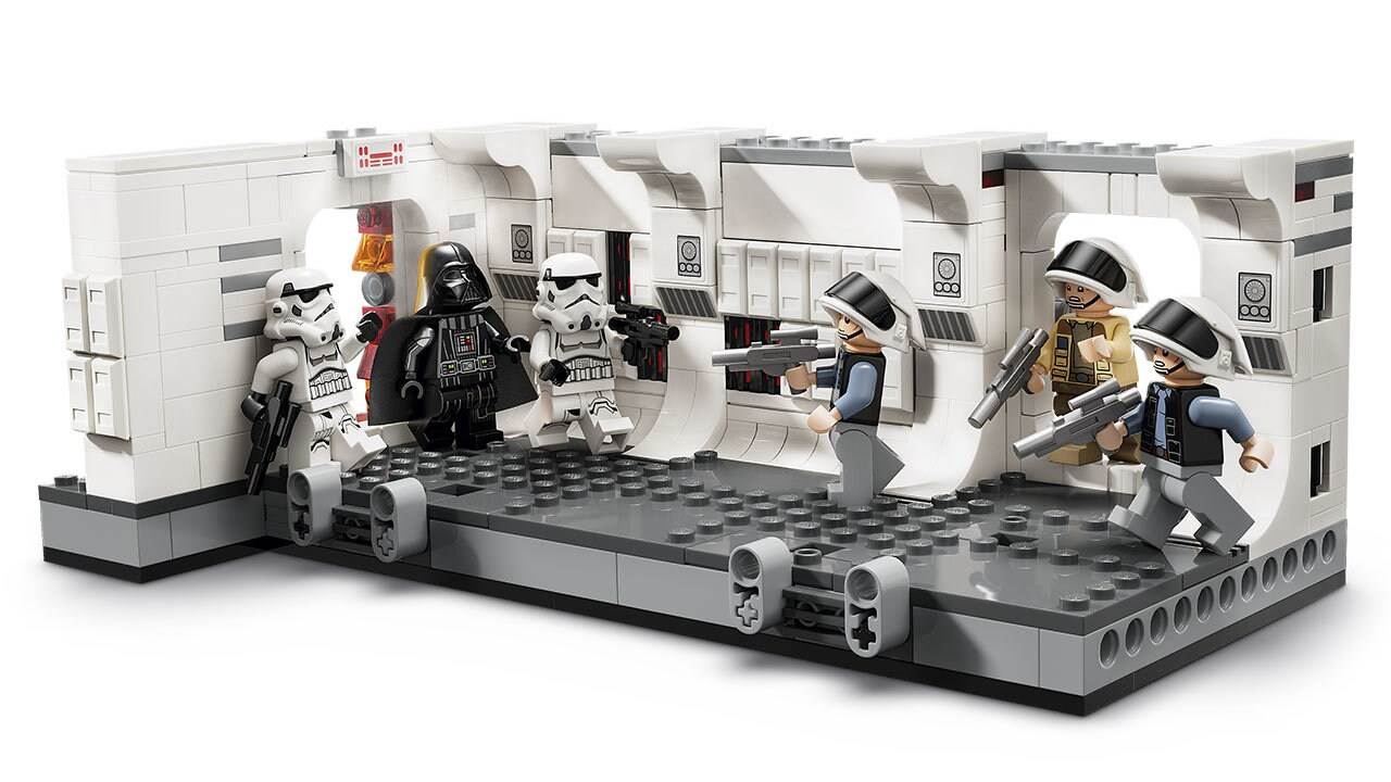 LEGO Star Wars Celebrates 25 Years with New Sets