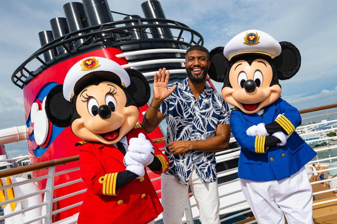 Disney Reveals Mickey and Minnie's Designer Outfits Exclusively for Disney Lookout Cay at ...