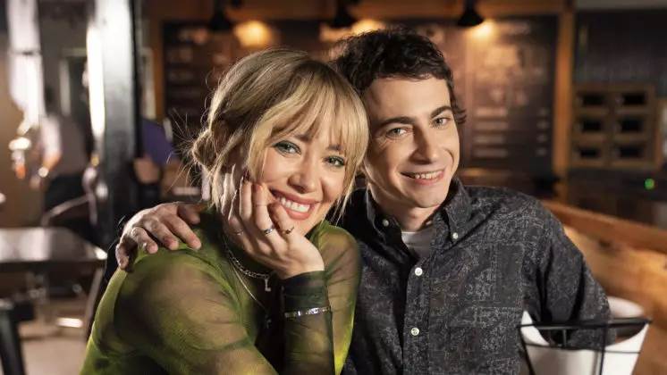 "Lizzie McGuire" Reboot Writer Jonathan Hurwitz Shares Details on Canceled Series ...