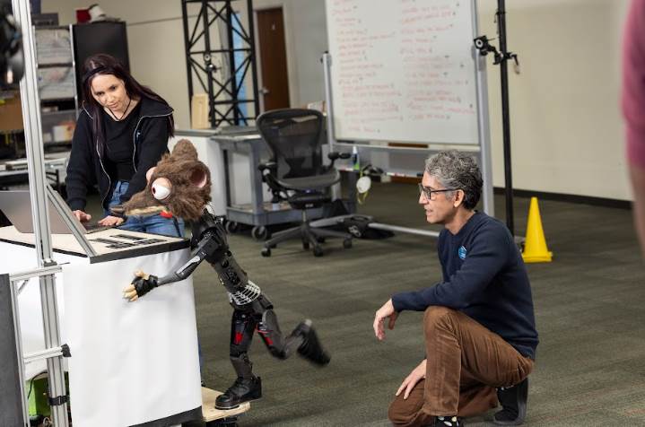 Imagineering Shares Behind-the-Scenes Photos of the Advanced Duke ...