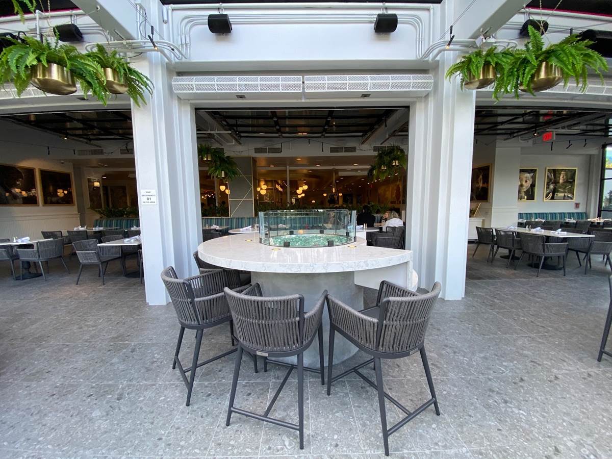 Photos: Take a Look Around the Recently Opened Great Maple Restaurant ...