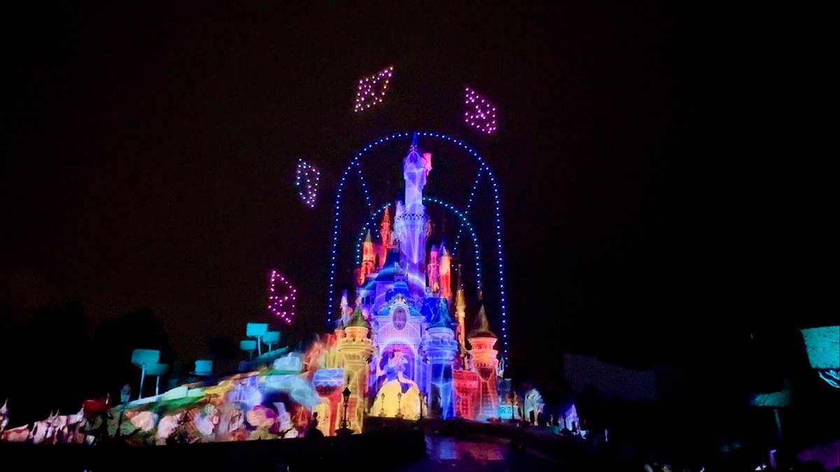 Photos / Video: Disney Electrical Sky Parade Lights Up The Skies Over ...