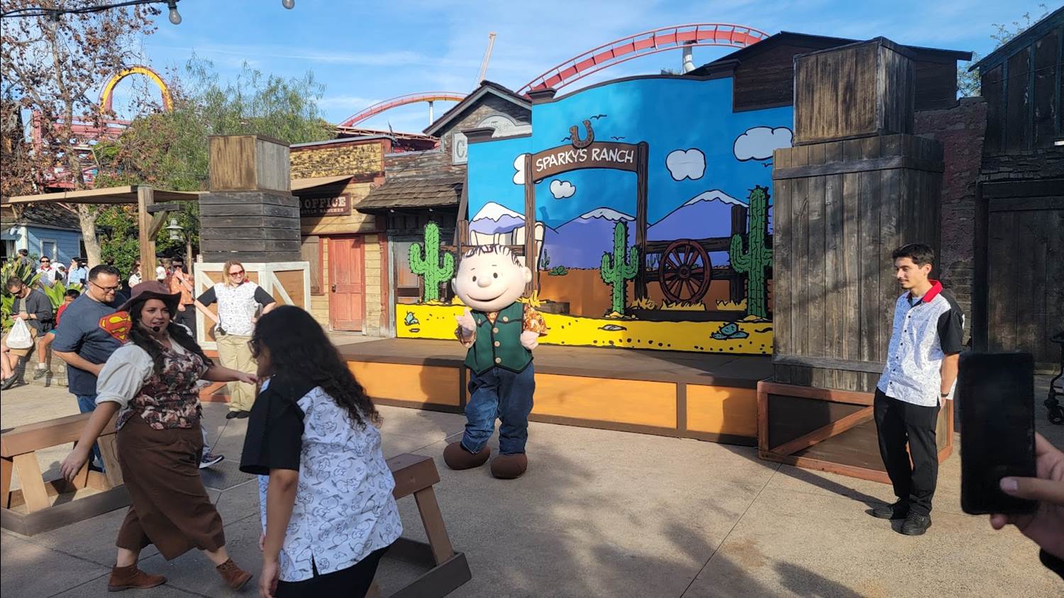 Photos / Video: PEANUTS Celebration Returns to Knott’s Berry Farm for ...