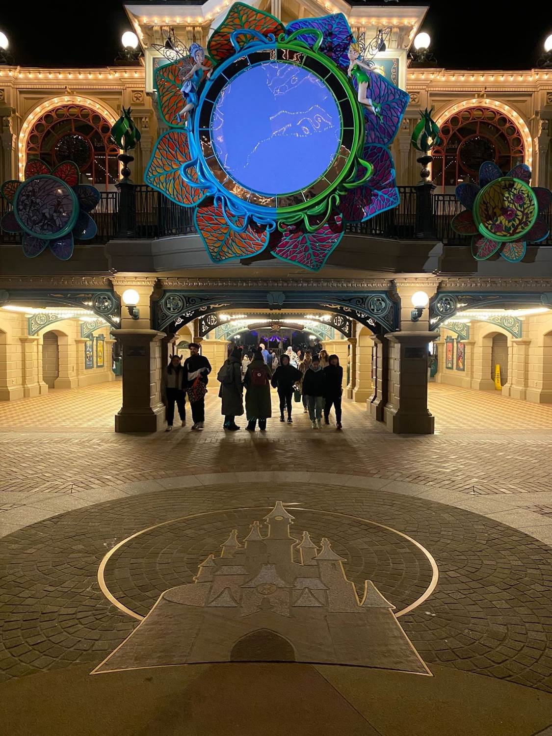 A Closer Look At The New Castle Plaque At Main Street Station In ...