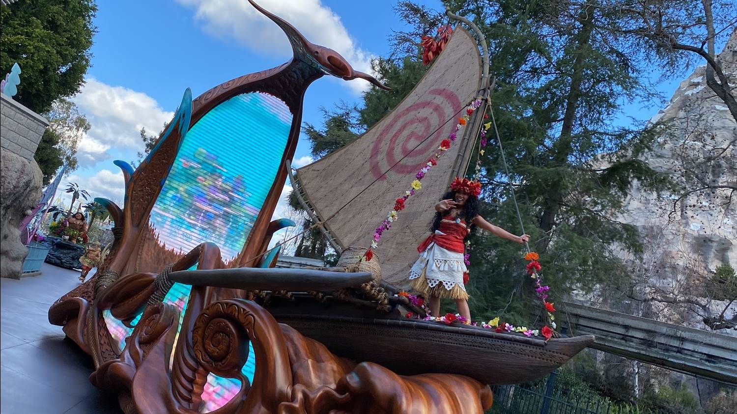 Magic Happens Returns to Disneyland Park - LaughingPlace.com