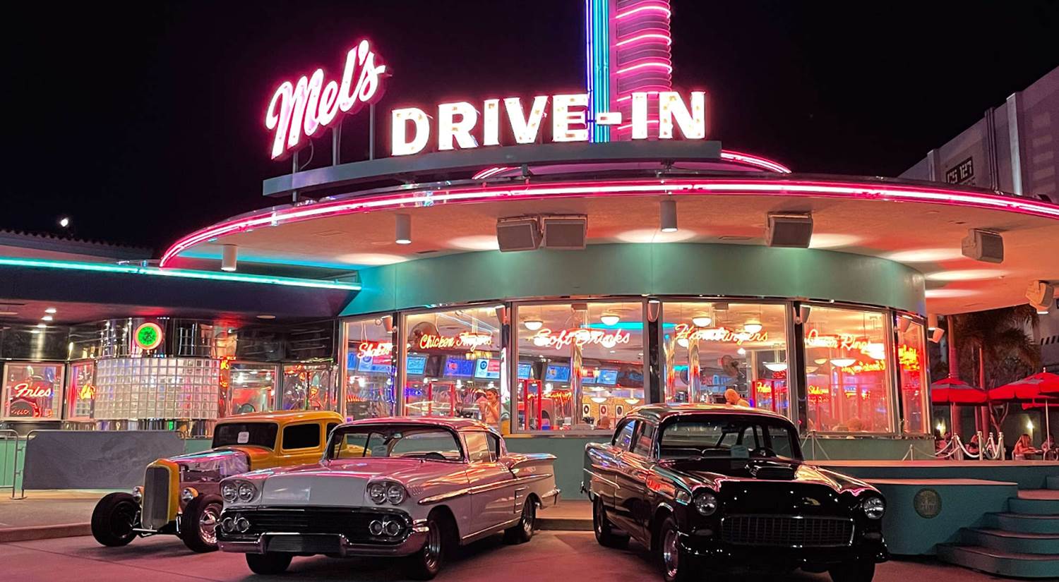 Mel’s Drive-In Reopens at Universal Studios Florida Following Extensive ...