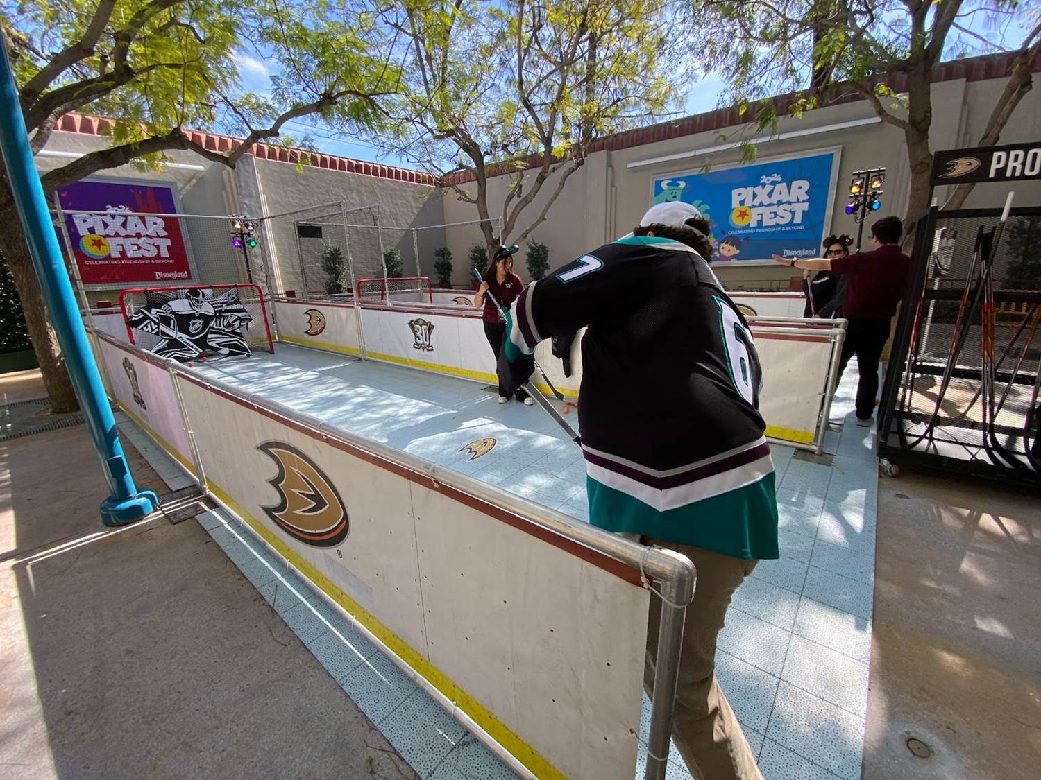 Photos: Anaheim Ducks Days Takes Over Hollywood Land at Disney ...