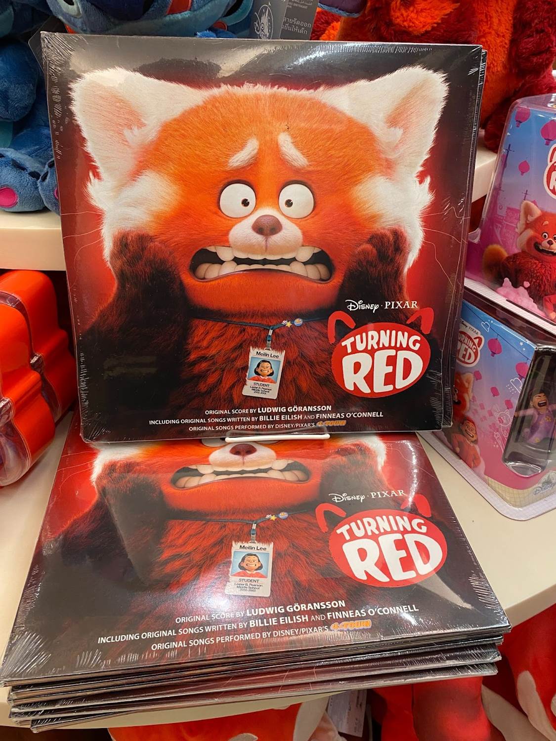 Photos: Pixar's "Turning Red" Returns to Hollywood's El Capitan Theatre ...