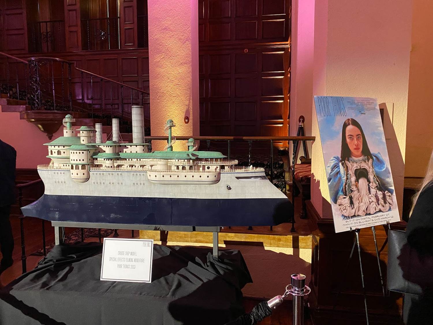 Photos / Video: Searchlight Pictures' "Poor Things" Celebrates Home ...