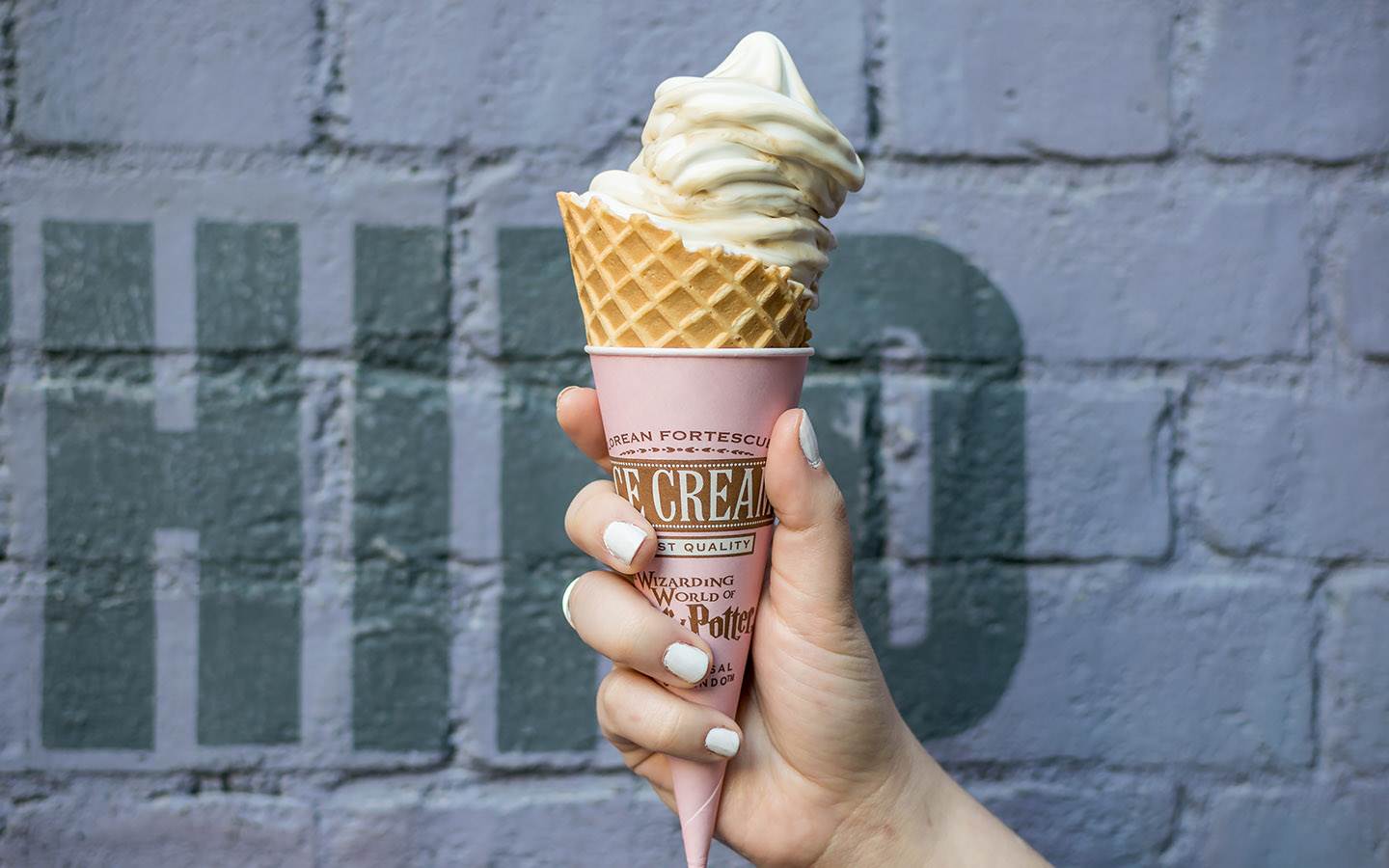 Florean Fortescue’s Ice Cream Counter Now Open in the Wizarding World ...