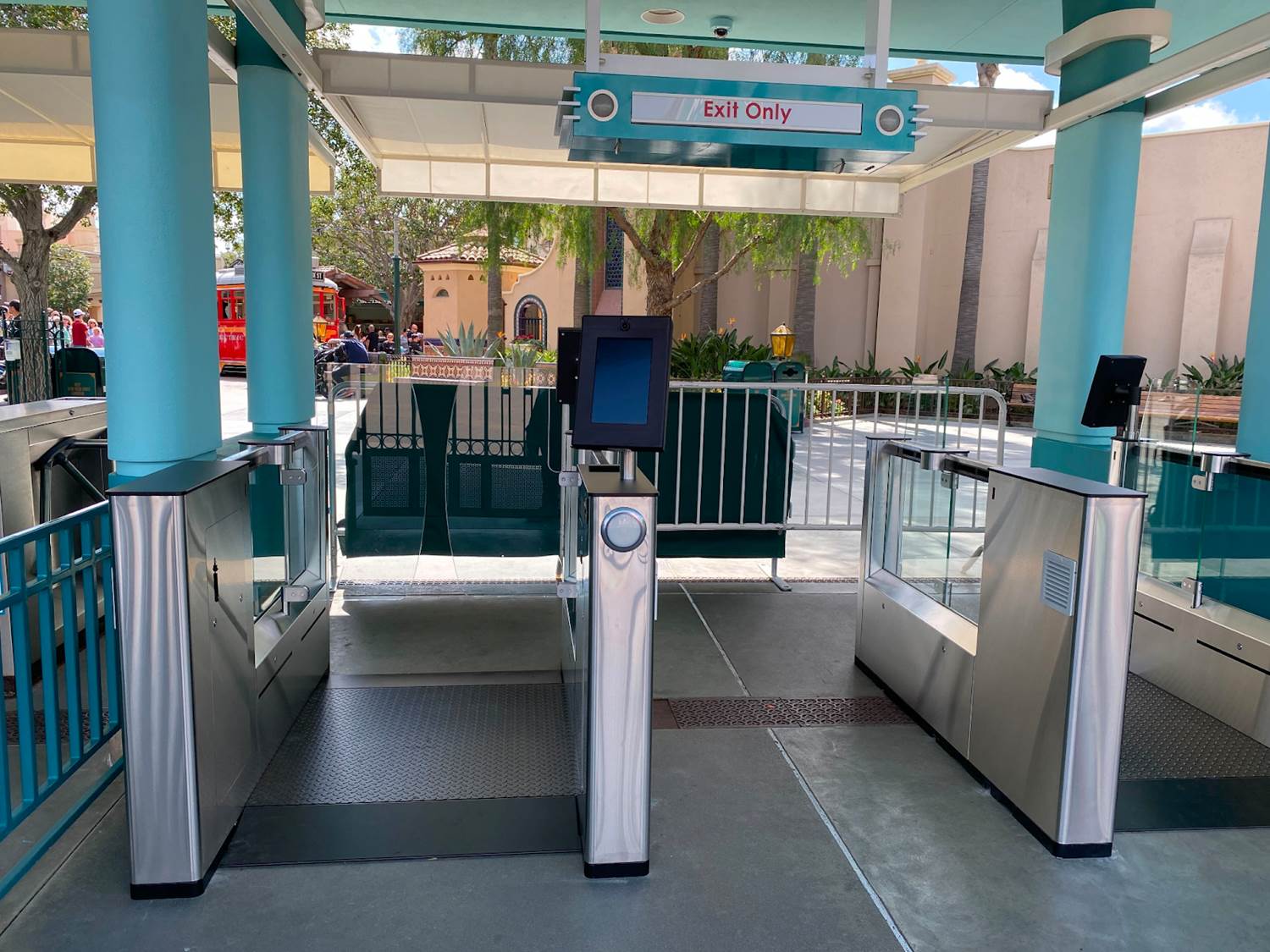 New Automated Test Gate Installed at Disney California Adventure’s Main ...
