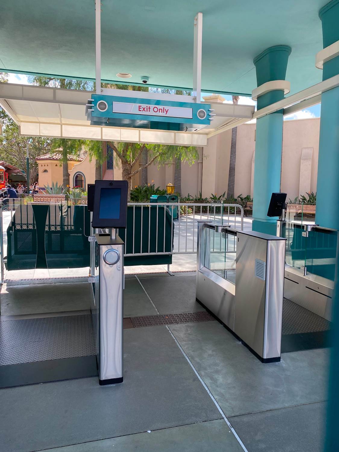 New Automated Test Gate Installed at Disney California Adventure’s Main ...
