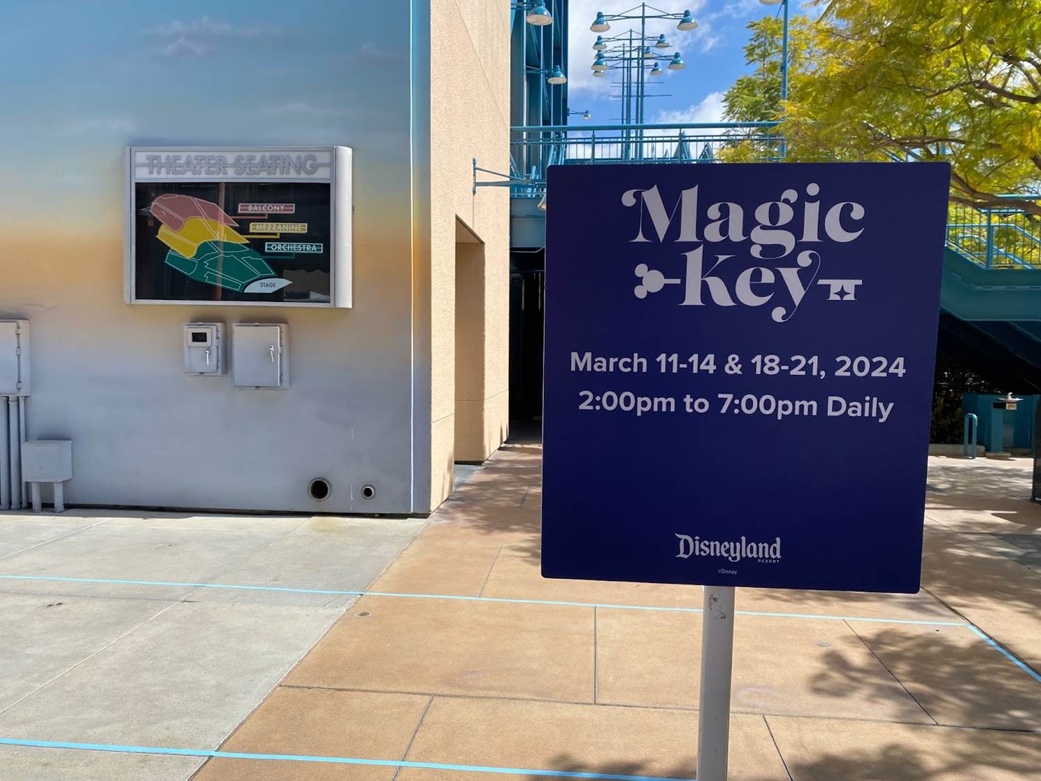 Photos: Magic Key Event Offers Unique Character Greetings, Photo-Ops ...
